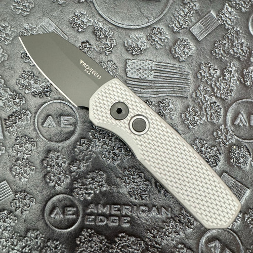Pro Tech Runt 5 Reverse Tanto Textured Grey Handle Dlc Black Magnacut