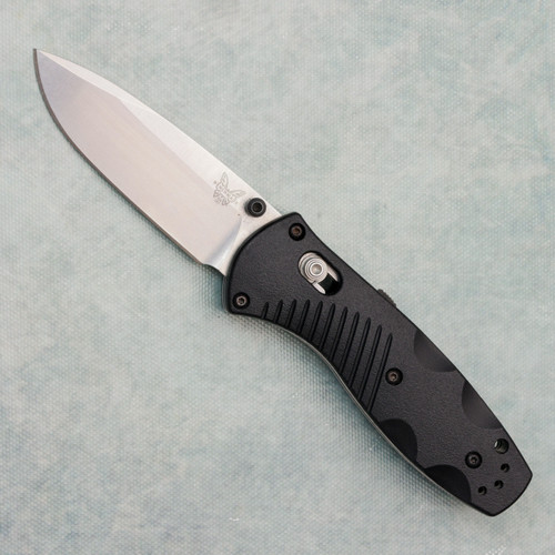 Benchmade Mini Barrage Axis Lock Assisted Black Valox Handle Stonewash ...