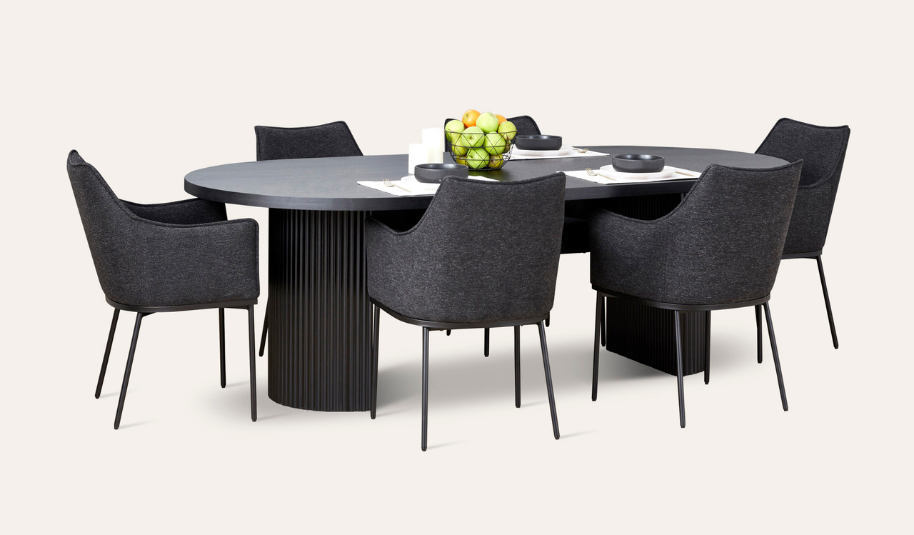 Eclipse dining table | Focus on Furniture