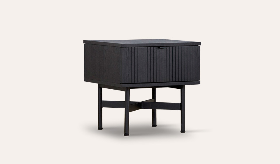 Raven lamp table | Focus on Furniture