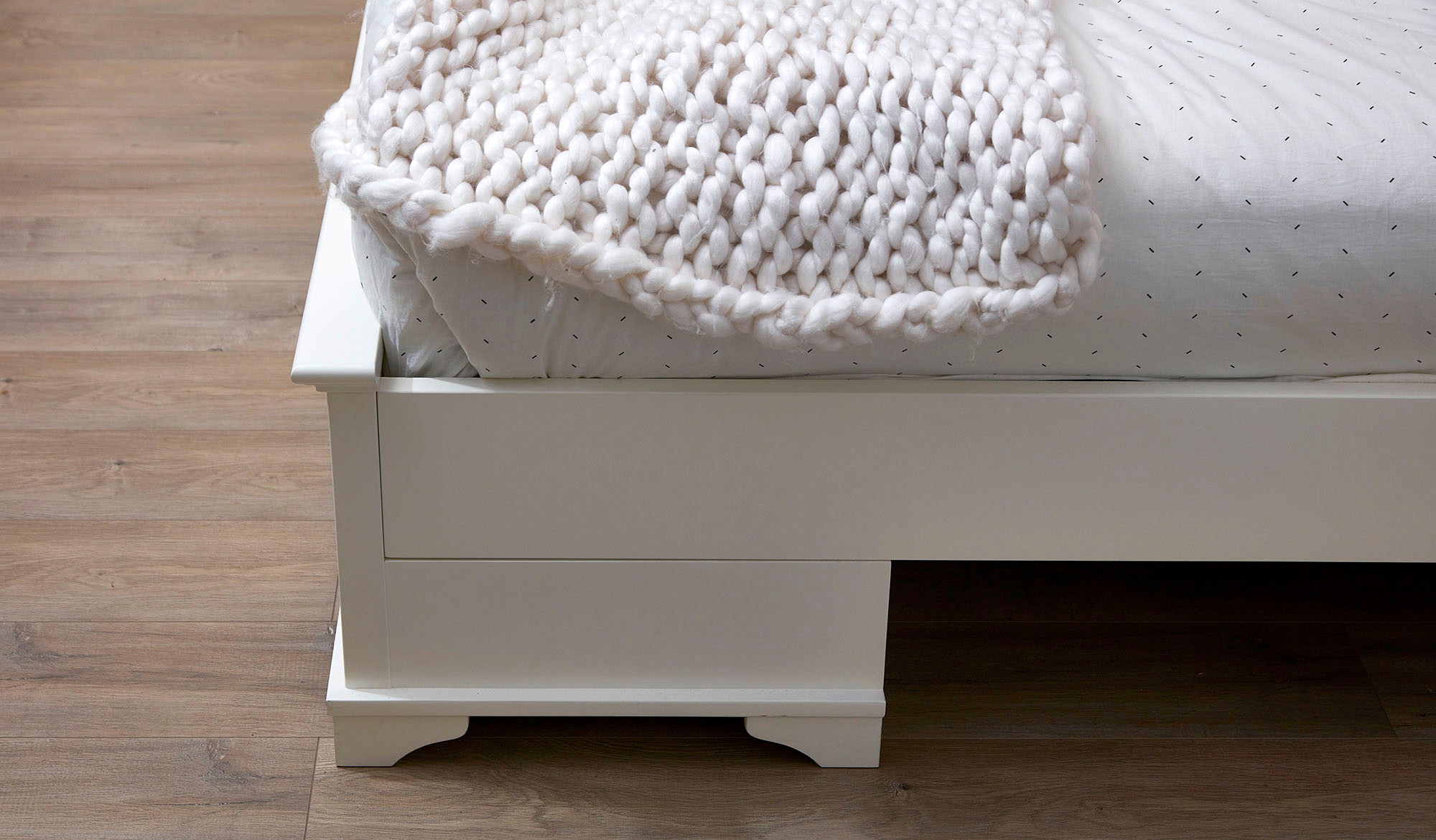 Wentworth dressing table bedroom suite | Focus on Furniture