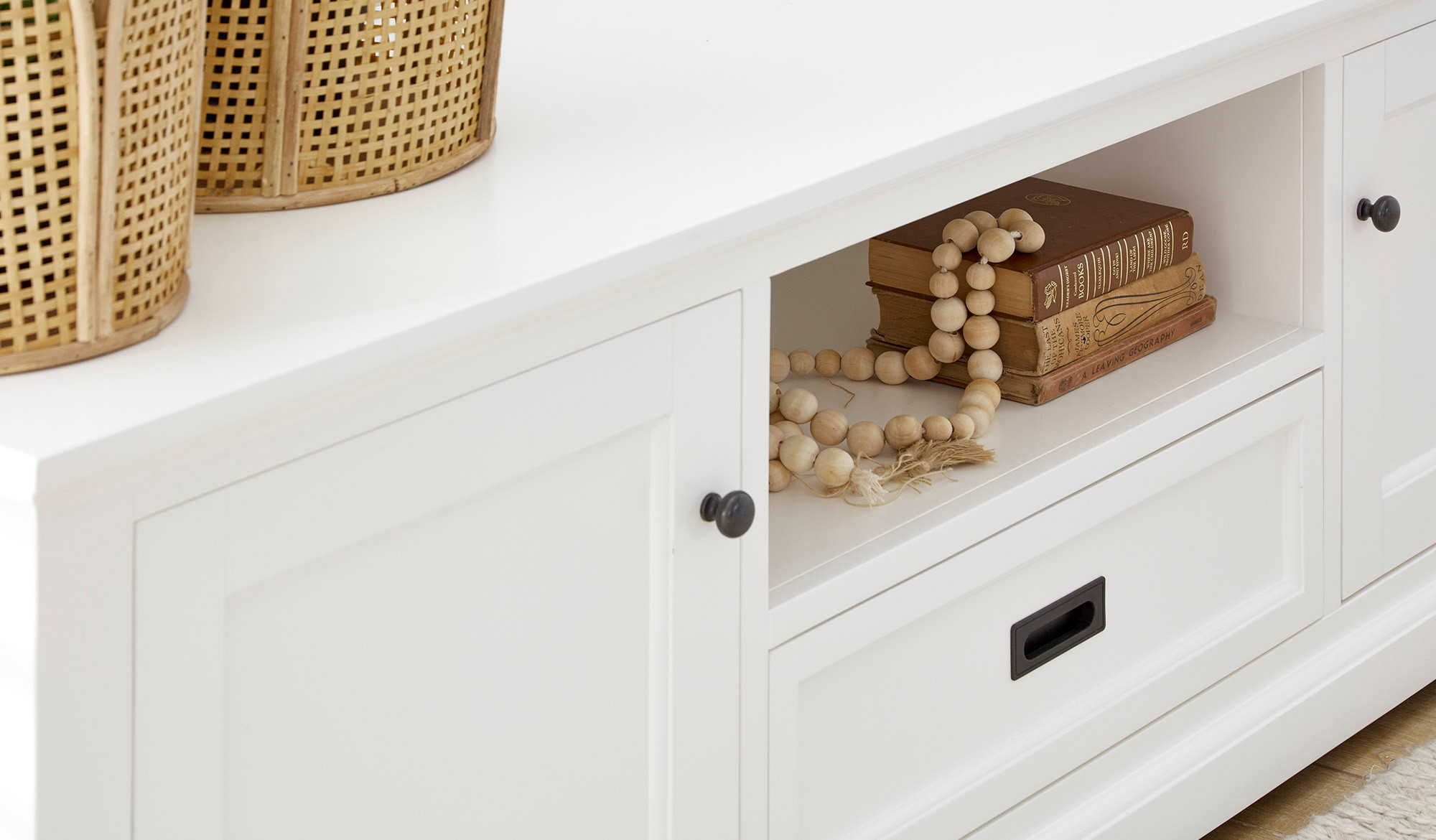 Tudor entertainment unit small | Focus on Furniture