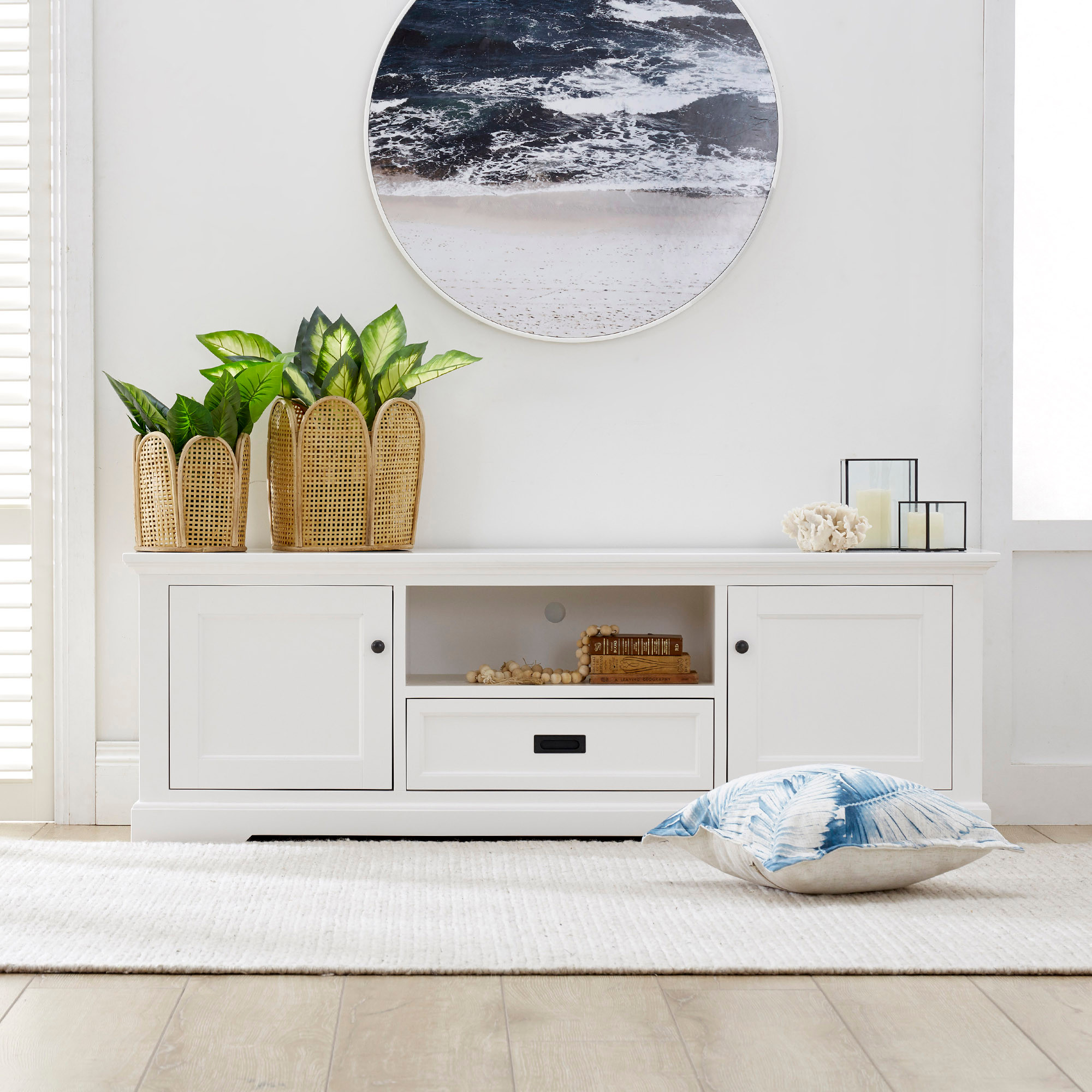 Tudor entertainment unit small | Focus on Furniture