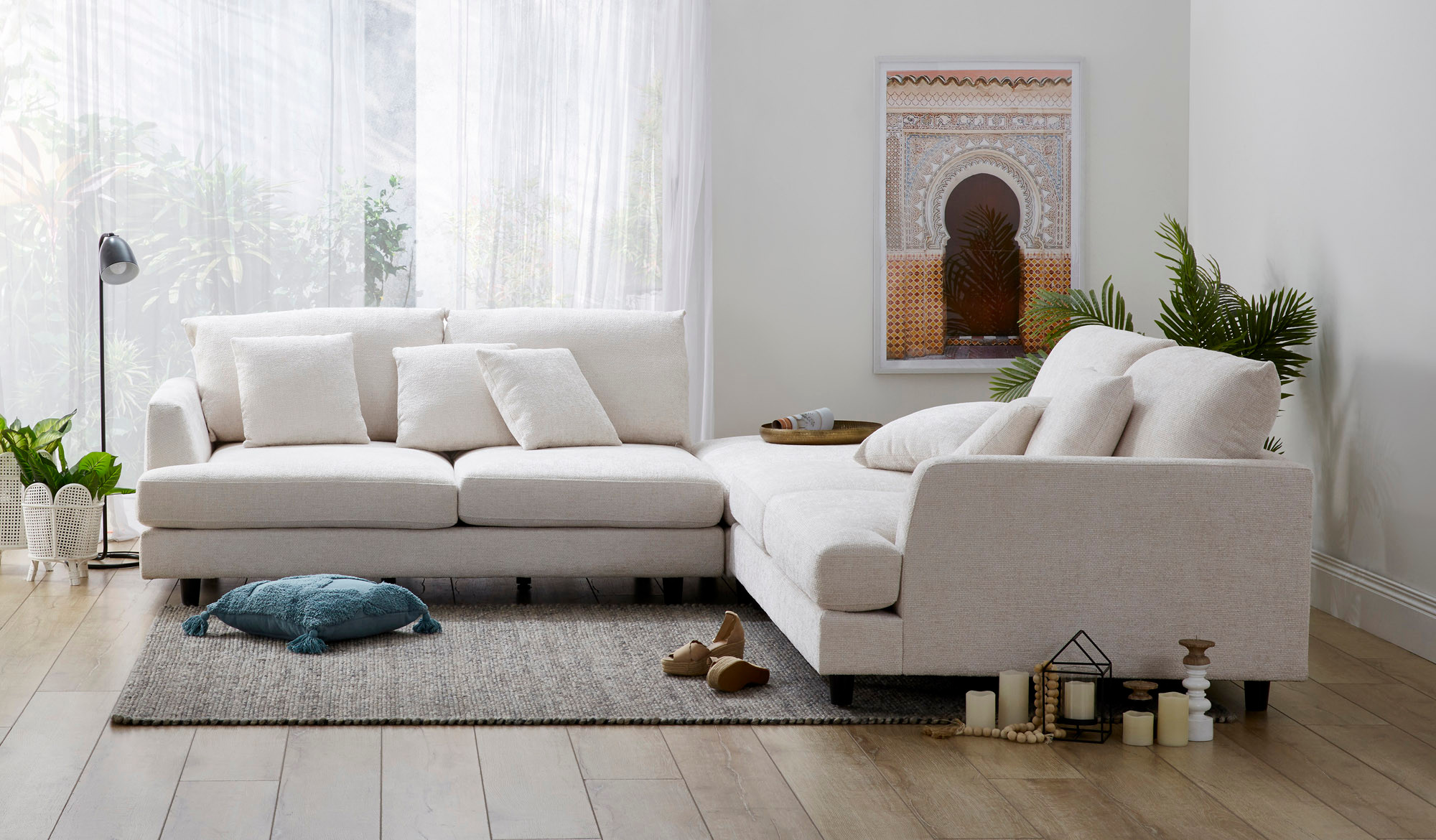 Quattro 4 seat sofa + ottoman | Focus on Furniture