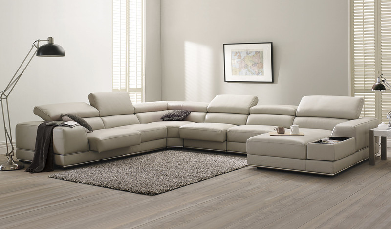 Venetian 6 seat leather corner modular in 100% leather | Focus on Furniture