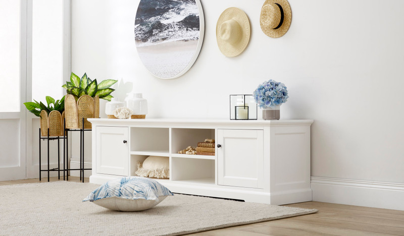 Tudor entertainment unit large | Focus on Furniture