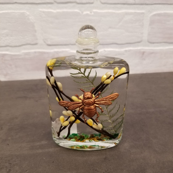 Oval Bumble Bee Lifetime Candle - Penguin Gallery