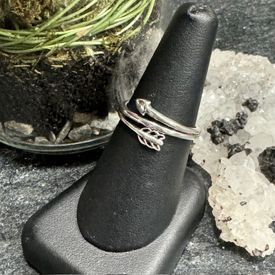 Arrow Silver Ring S8| BSS Jewelry | The Penguin Gallery