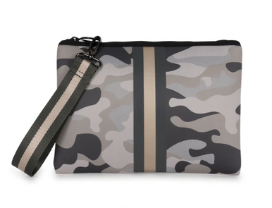 Beth Safari Clutch | Haute Shore | The Penguin Gallery