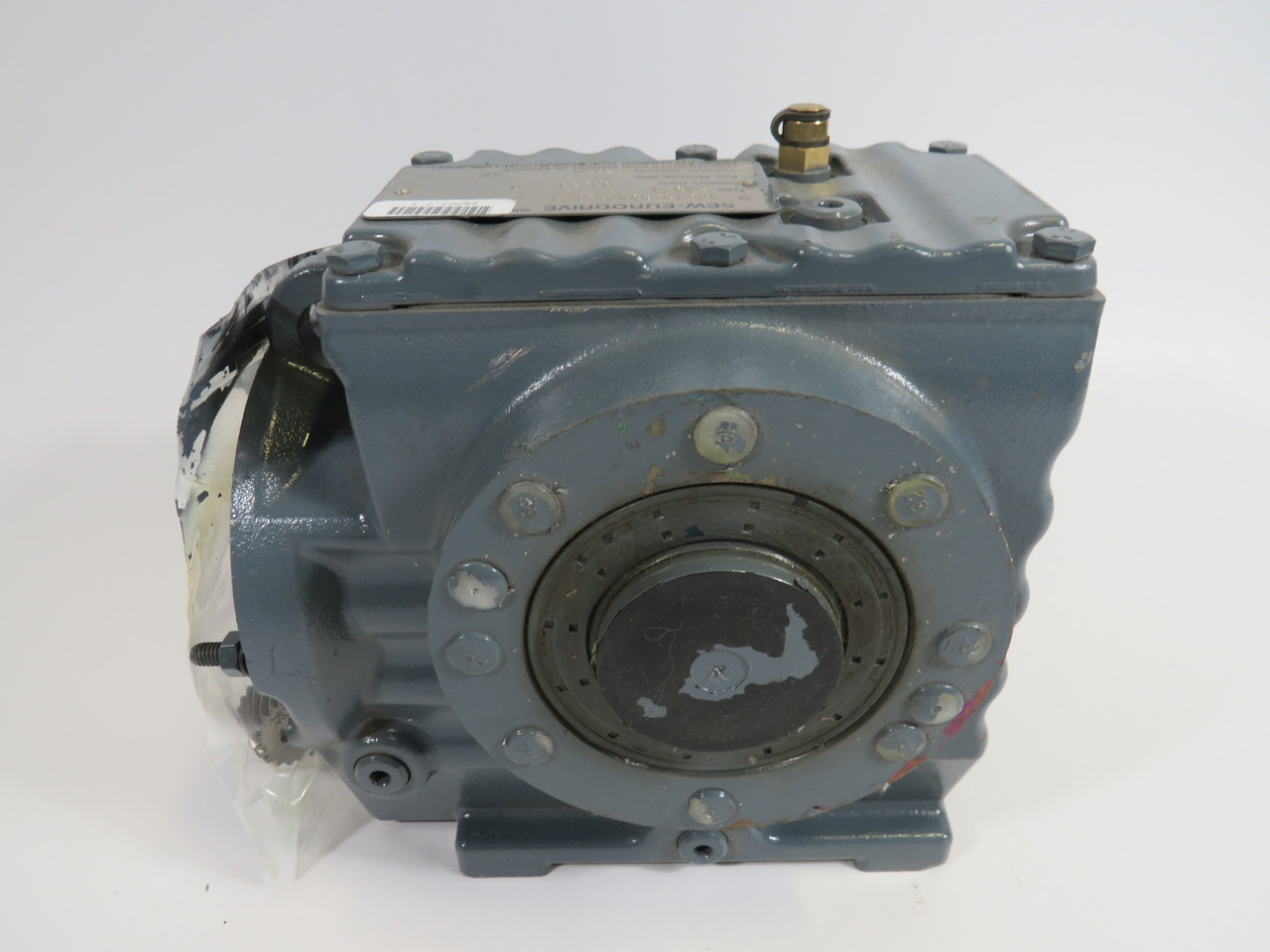 Sew-Eurodrive SA57A Gear Reducer 38.23:1 Ratio 2170lb-in USED ...