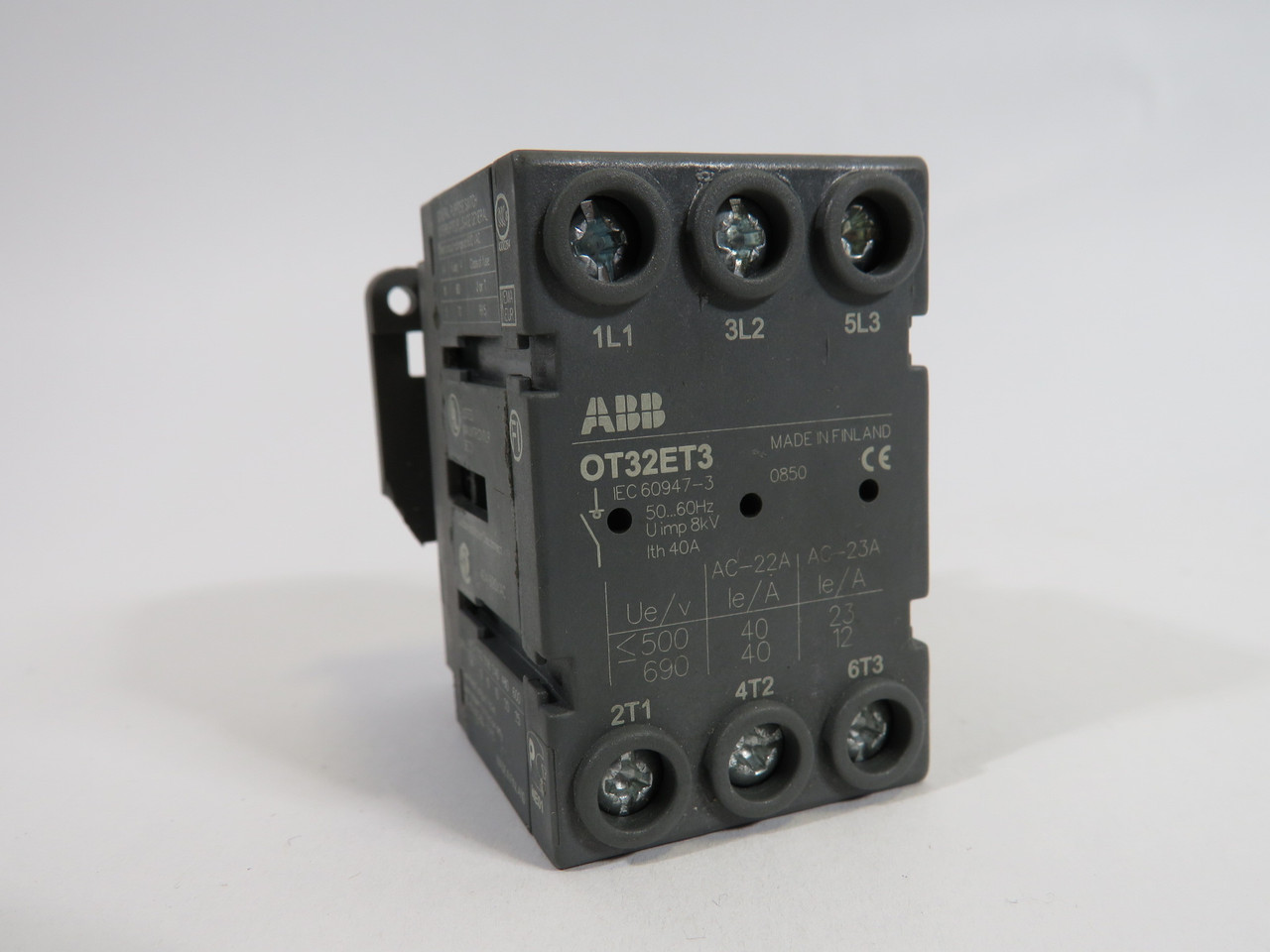 ABB OT32ET3 Disconnect Switch 600V 40A *1 Broken Mount Hole* USED ...