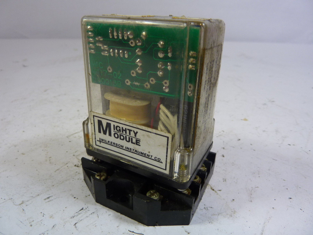 Wilkerson MM1010 Mighty Module Relay and Socket 0/100mVDC 115VAC USED ...