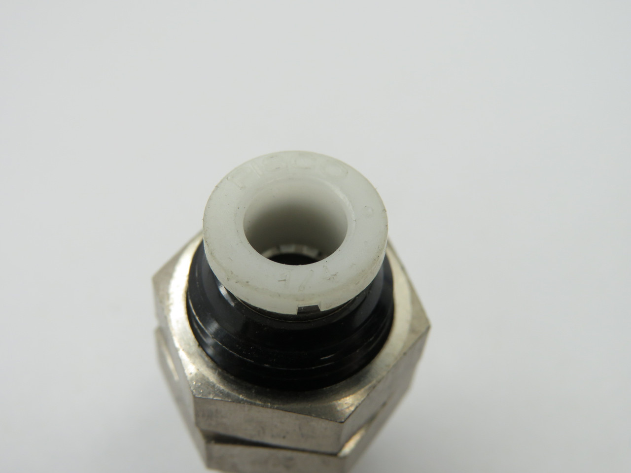 Pisco PM1/4-U Push-In Bulkhead Union Fitting 1/4" Tubing OD Lot of 3 USED - Industrial ...