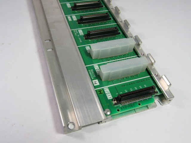 Mitsubishi Q312B-F Base Unit ! WOW ! - Industrial Automation Canada