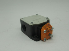 Siemens 3SE3-100-1E Limit Switch 500V 10A 1N.O 1N.C *Broken Lever* USED ...