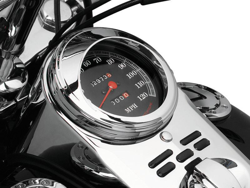Kuryakyn Speedometer Trim Rings