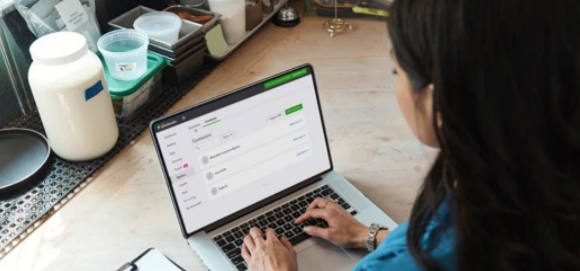 Pay Your Employees Quickly And Easily pay-your-employees-quickly-and-easily