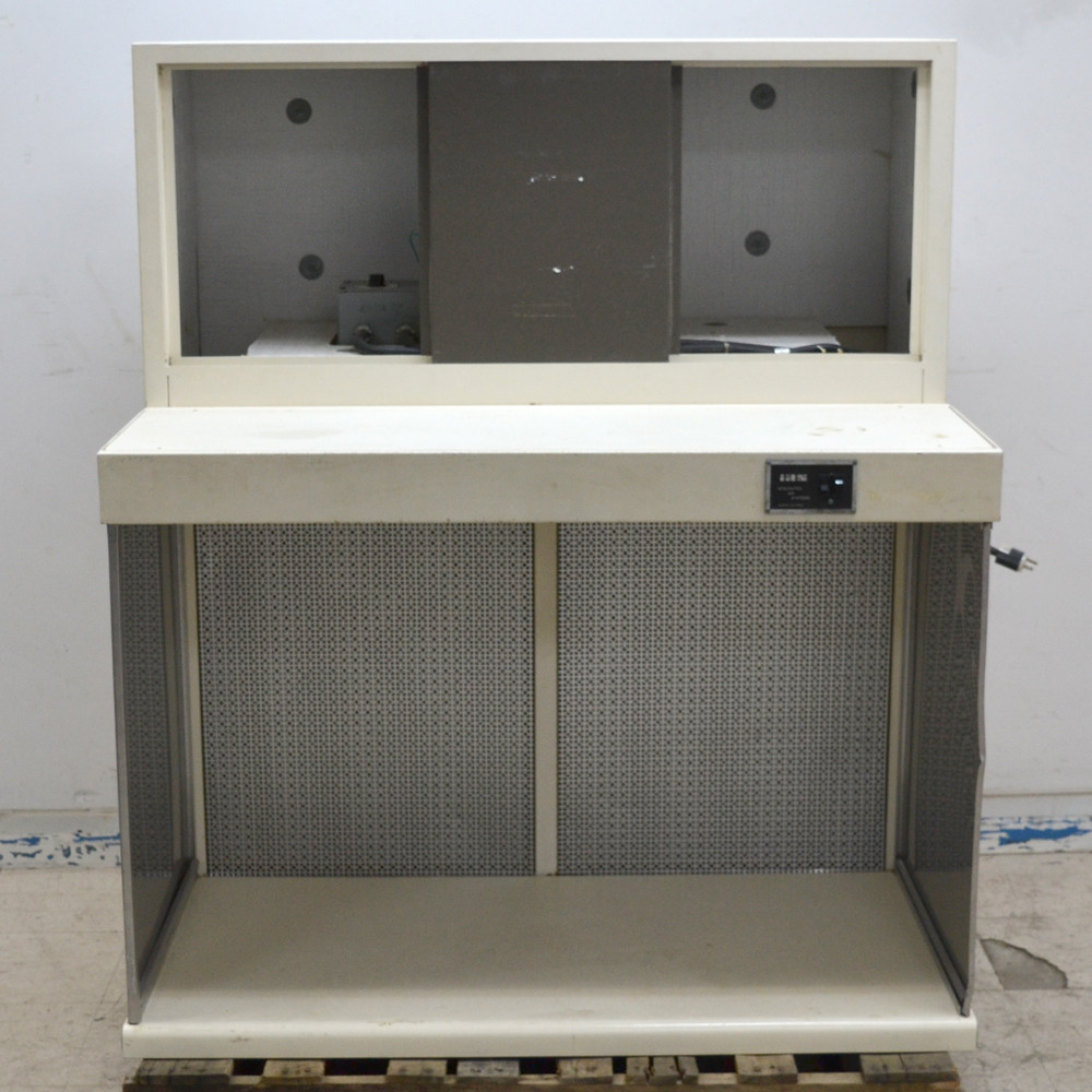 Integrated Air Systems 47-1/2" Wide x 24" D Laminar Flow Laboratory ...