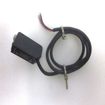 Keyence PZ-V11P Photoelectric Sensor PZ-V/M Series Square Reflective ...