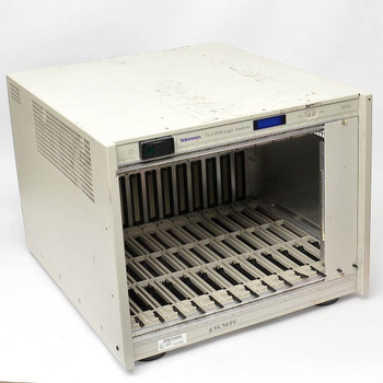 Tektronix TLA7XM TLA7016 6-slot Benchtop Logic Analyzer Mainframe No ...