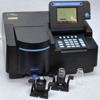 Hach DR/4000 U Spectrophotometer 48000-60 w/ Sample Holders Bad VIS ...