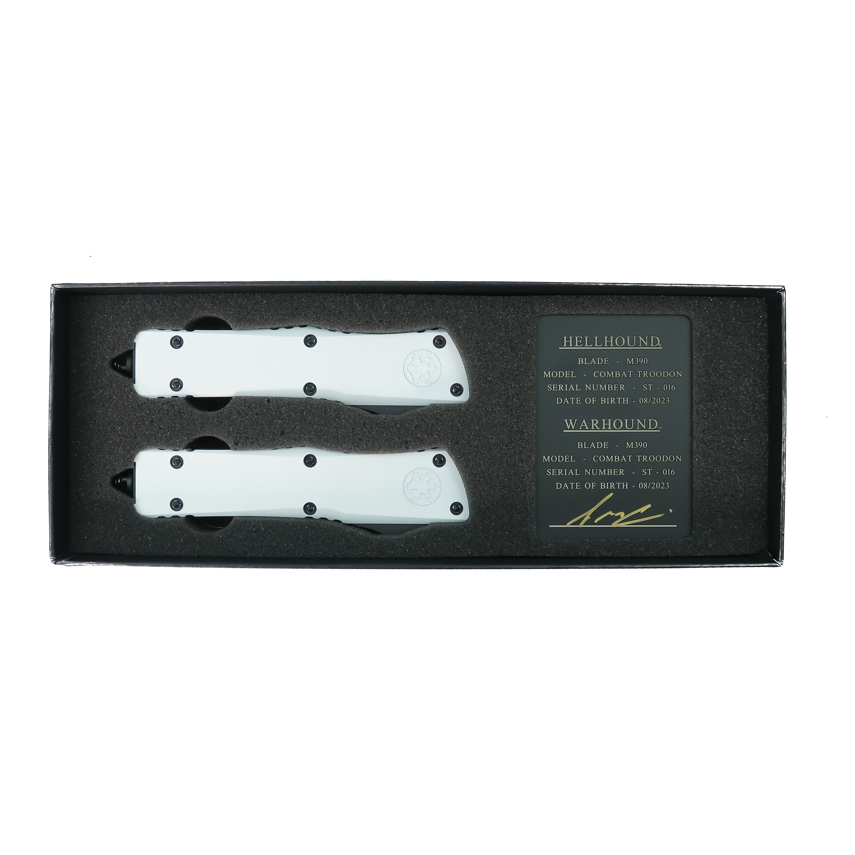 Microtech Signature Series Storm Trooper Combat Troodon Set Warhound