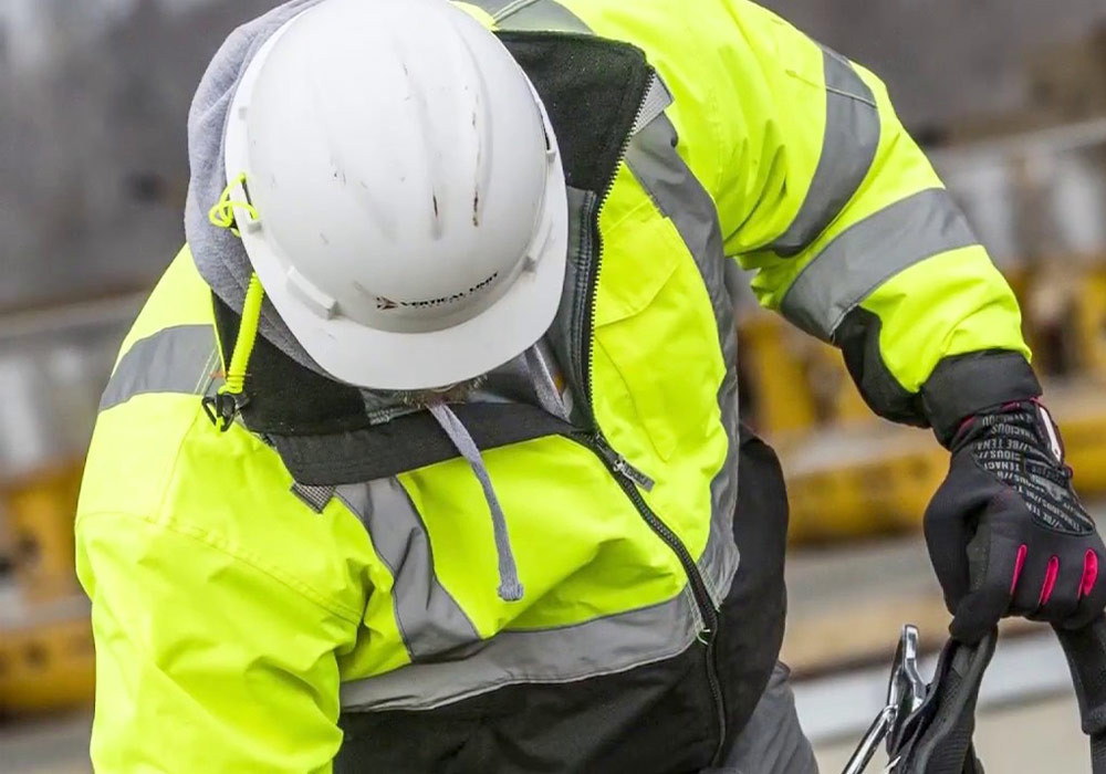 Hard Hats and Head Protection - Safety Smart Gear