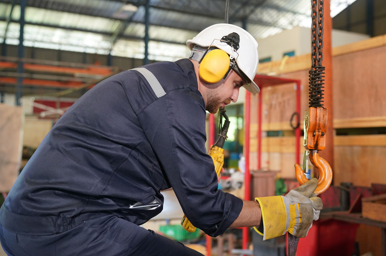 Hand, Head & Hearing Protection - Safety Smart Gear