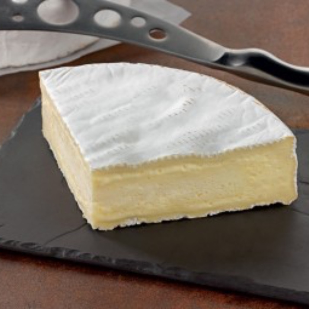 Truffle Brie Rouzaire | Exquisite Truffle-infused Cheese