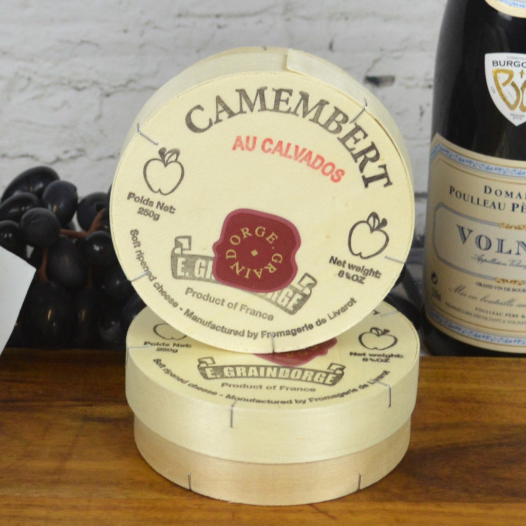 Exquisite Petit Camembert au Calvados: A French Delicacy