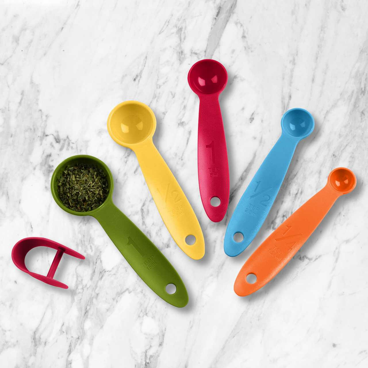 Trudeau Plastic Measuring Spoons - 5pc | Because You Cook