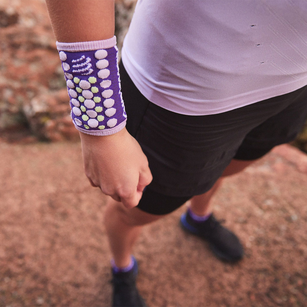 Compressport Sweatbands 3D.Dots | SportsShoes.com