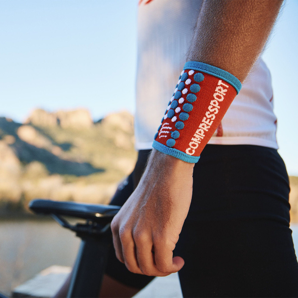 Compressport Sweatbands 3D.Dots | SportsShoes.com