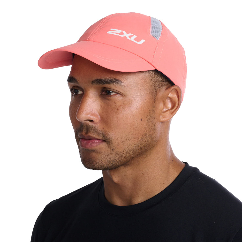 2XU Run Cap | SportsShoes.com