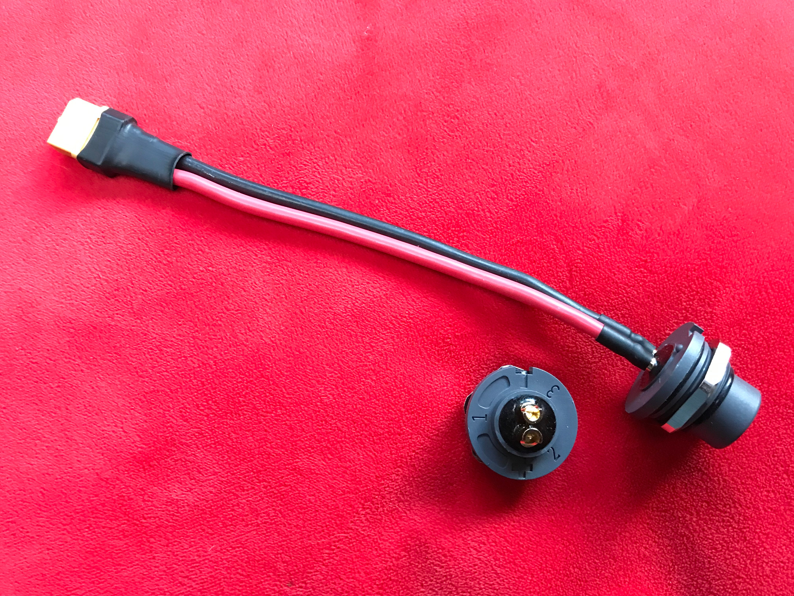 Reention Dorado replacement keys for battery lock - Hilleater.ca