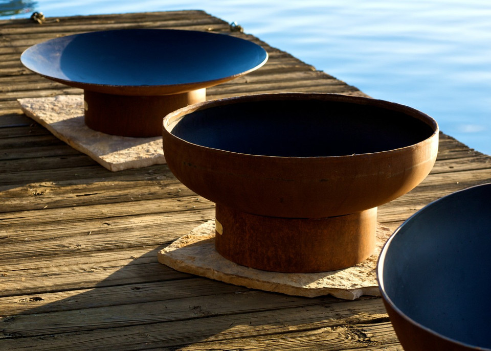 Fire Pit Art Emperor 36" Low Profile Wood Burning Fire Pit - The Fire ...