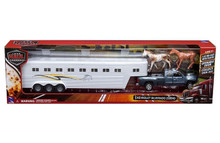 New Ray 1:32 Chevrolet Silverado Fifth Wheel With Horse Figures Long ...