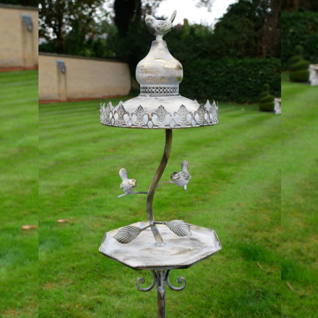 Fascinating Metal Bird feeder | Animal feeder for garden