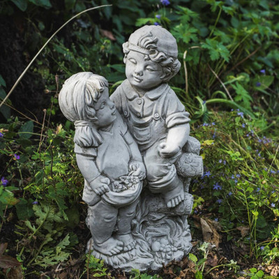 Detailed Garden Ornament of Sweethearts | Brother and Sister Sculptures