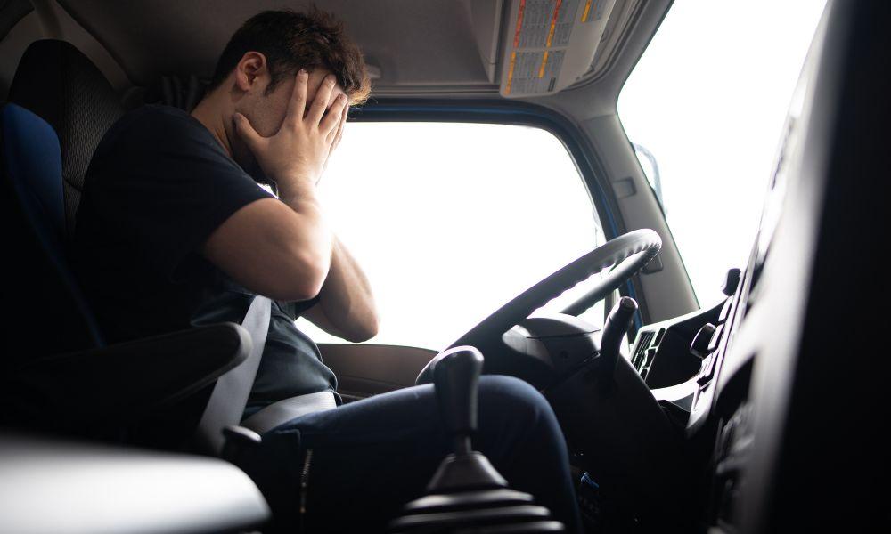 Driver-Related Factors That Lead to Truck Crashes - GraMag