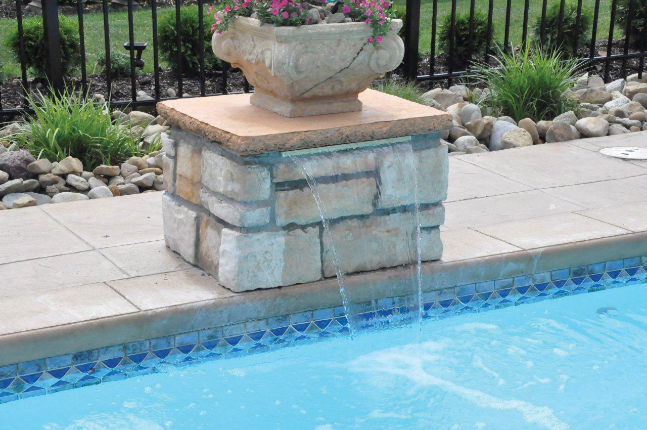 Natural Wonders Classic Gray 24" Waterfall With 2' X 6" Lip Back Port ...