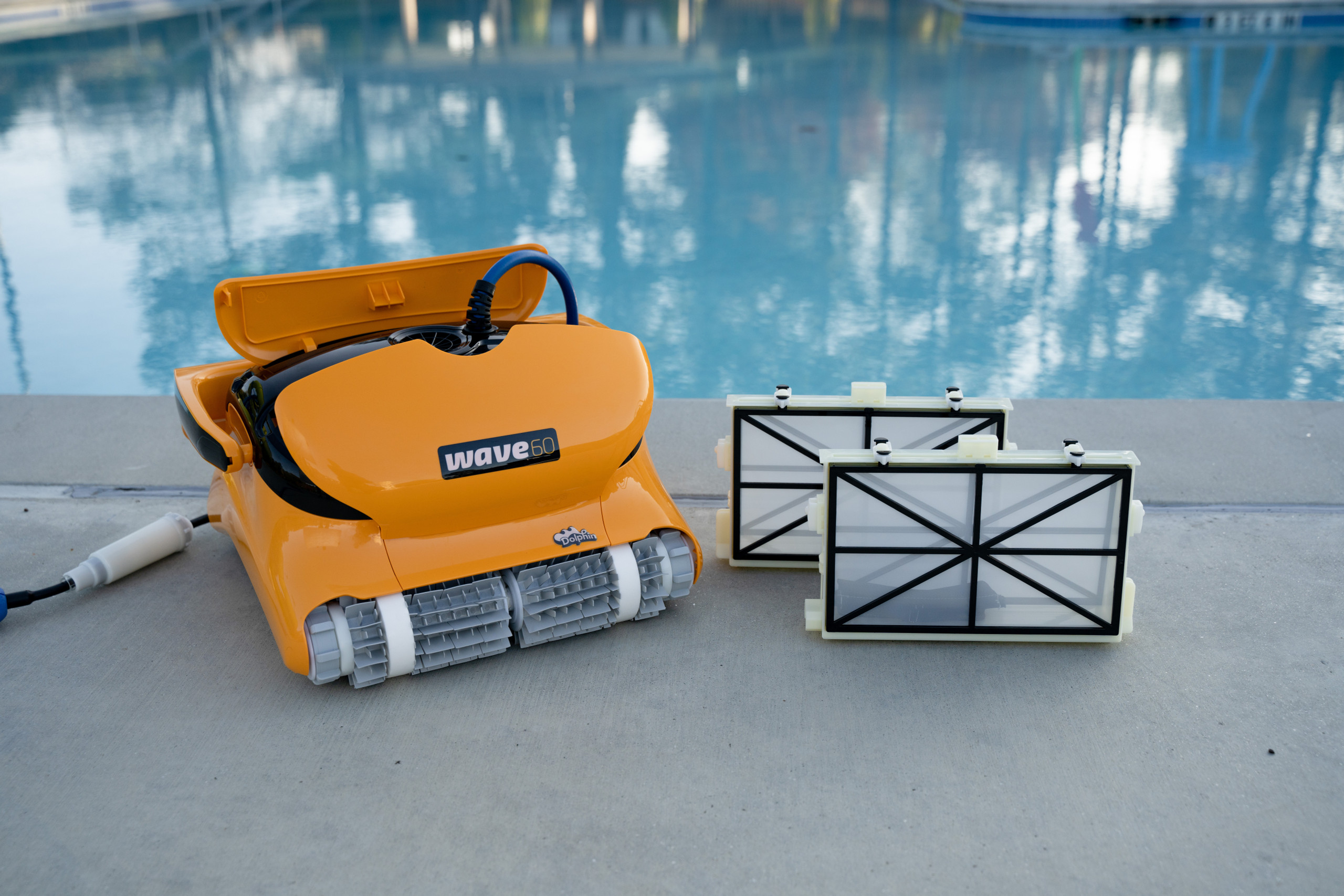 Dolphin Wave 60 Pool Cleaner, 99991060US - EZ Pool & Spa Supply