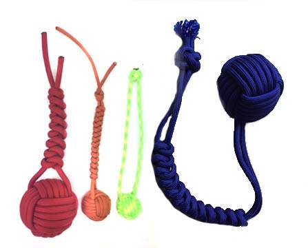 Monkeying Around: 4 Monkey Fist Variations - Paracord Planet