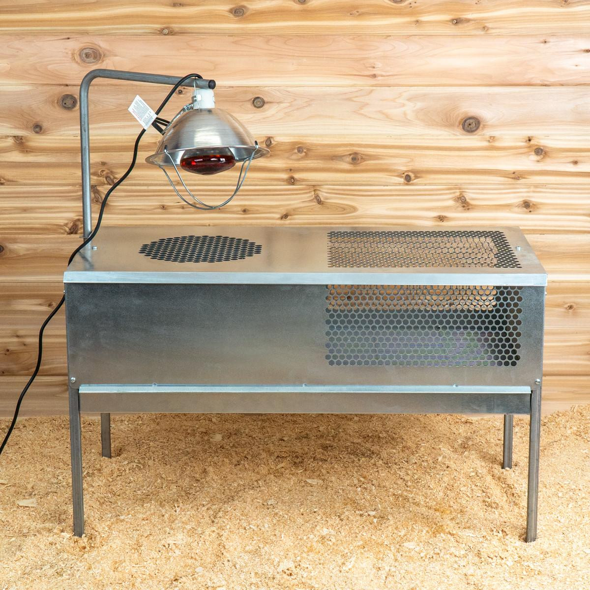 Stand Up Chick Brooder | Mann Lake Bee & Ag Supply