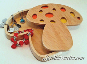 Mushroom-shaped box - Scroll Saw Artist