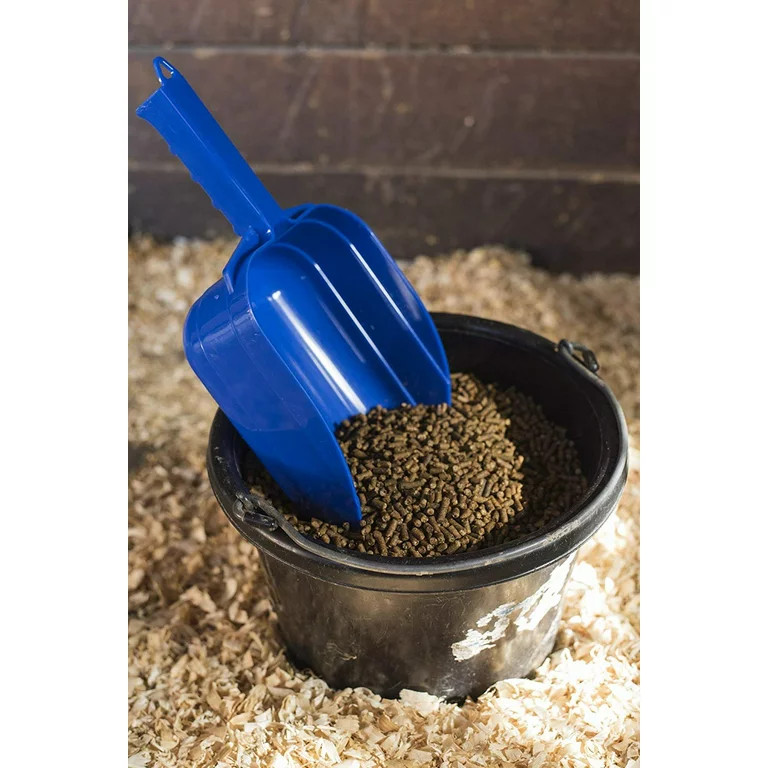 Little Giant® Plastic Feed Scoop - Essex County Co-Op