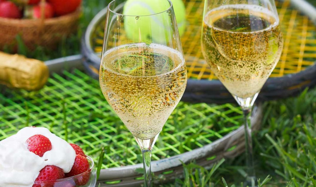 Ultimate Summertime Drinks - Ellis Wharton Wines