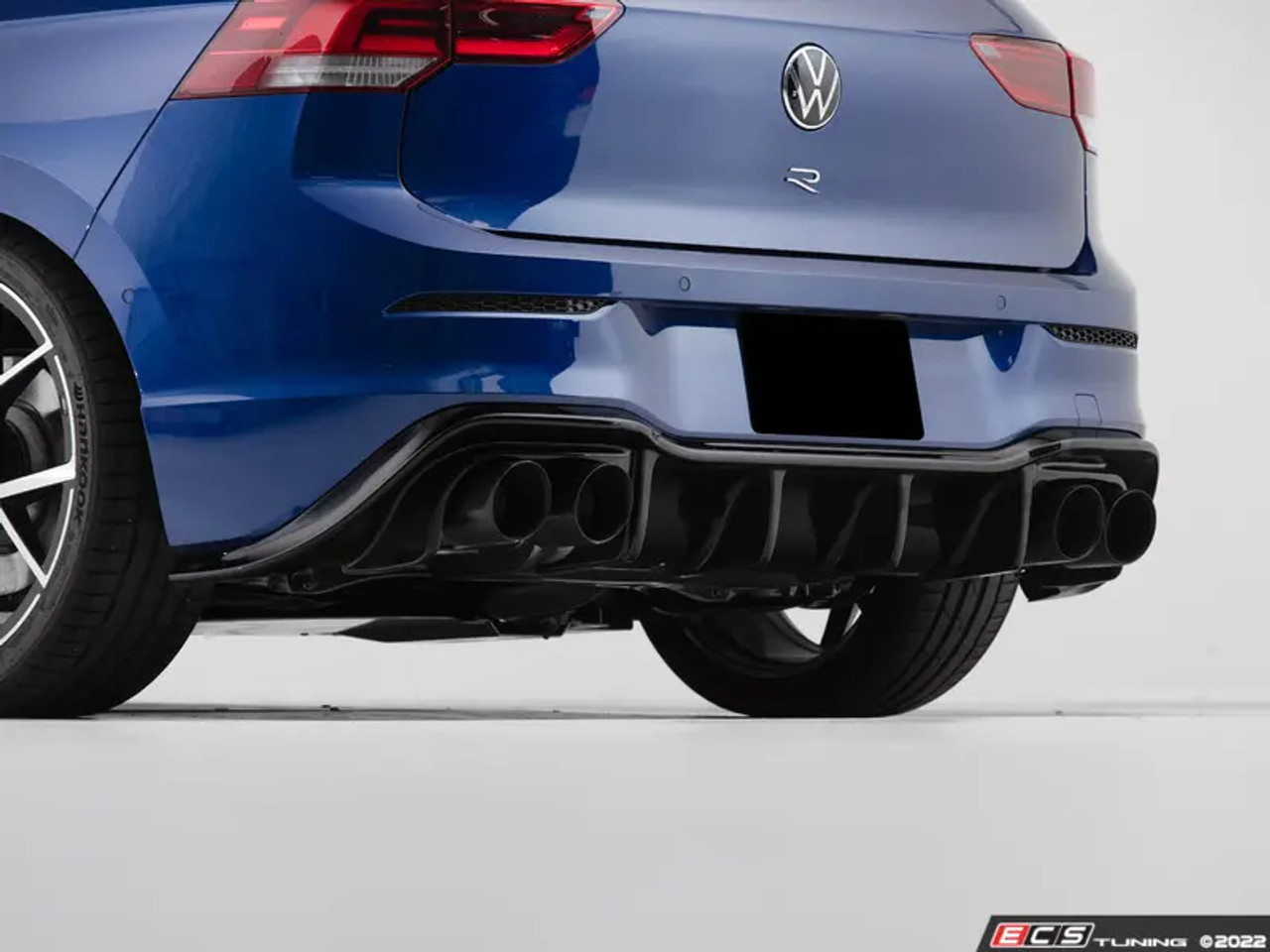 MK8 Golf R Rear Diffuser - Gloss Black - ES#4623689