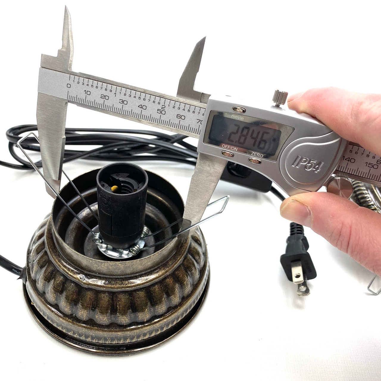 Short and Squat Mosaic Lamp US 110V Electric Base MB2/3-SQUAT-BASE ...