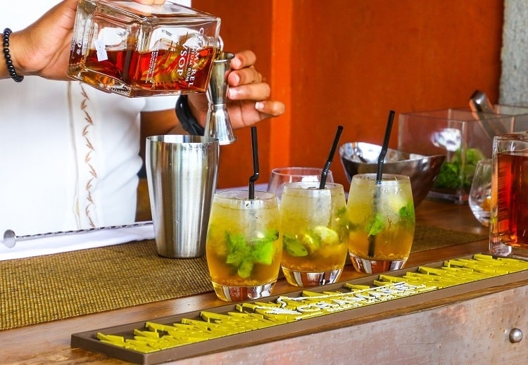 The Hottest Cocktail Trends in 2021 - Paykoc Imports, Inc.
